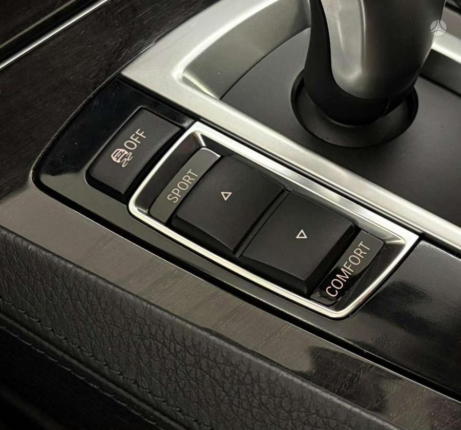 Black BMW 730 2012 in Marijampole, with an engine capacity of 2.99 L and mileage of 270 thousand km for 11450 €, photo 30 on AUTOMOTO.COM.LV