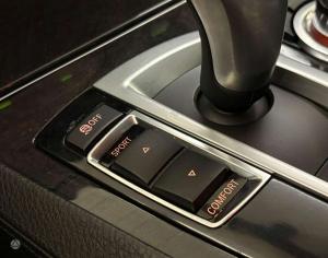 Melns BMW 730 2012 Marijampole, ar dzinēja tilpumu 2.99 L un nobraukumu 270 tūkst. km par 10999 €, foto 11 vietnē AUTOMOTO.COM.LV