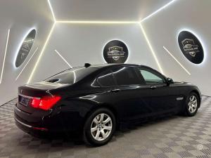 Melns BMW 730 2012 Marijampole, ar dzinēja tilpumu 2.99 L un nobraukumu 270 tūkst. km par 10999 €, foto 24 vietnē AUTOMOTO.COM.LV