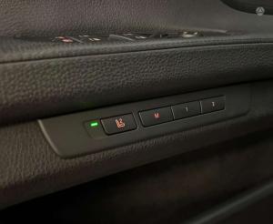 Melns BMW 730 2012 Marijampole, ar dzinēja tilpumu 2.99 L un nobraukumu 270 tūkst. km par 10999 €, foto 26 vietnē AUTOMOTO.COM.LV