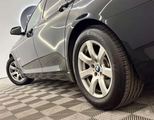 Melns BMW 730 2012 Marijampole, ar dzinēja tilpumu 2.99 L un nobraukumu 270 tūkst. km par 10999 €, foto 28 vietnē AUTOMOTO.COM.LV