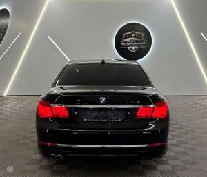 Melns BMW 730 2012 Marijampole, ar dzinēja tilpumu 2.99 L un nobraukumu 270 tūkst. km par 10999 €, foto 33 vietnē AUTOMOTO.COM.LV