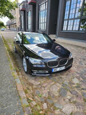 Black BMW 730 2012 in Riga, with an engine capacity of 3.00 L and mileage of 162 thousand km for 16000 €, photo  on AUTOMOTO.COM.LV