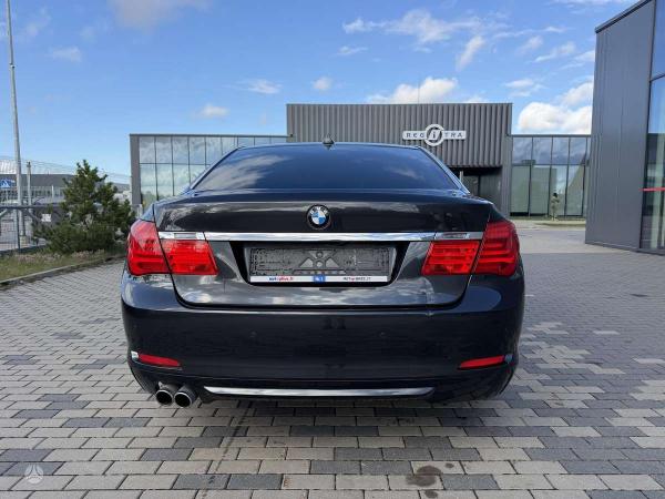 BMW 730 2012 Šauļi vietnē Melns BMW 730 2012 Šauļi, ar dzinēja tilpumu 3.00 L un nobraukumu 334 tūkst. km par 10900 €, foto 7 vietnē AUTOMOTO.COM.LV