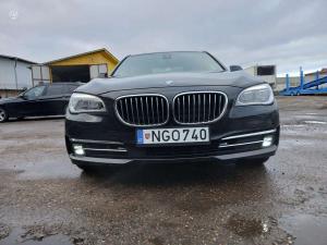 Black BMW 730 2013 in Vilnius, with an engine capacity of 2.99 L and mileage of 2958 thousand km for 19900 €, photo 4 on AUTOMOTO.COM.LV