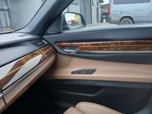 Black BMW 730 2013 in Vilnius, with an engine capacity of 2.99 L and mileage of 2958 thousand km for 19900 €, photo 5 on AUTOMOTO.COM.LV