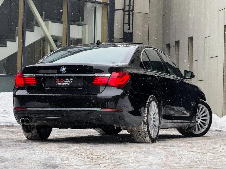 Melns BMW 730 2013 Rīga, ar dzinēja tilpumu 3.00 L un nobraukumu 214 tūkst. km par 17500 €, foto 5 vietnē AUTOMOTO.COM.LV