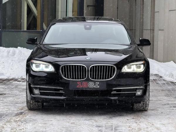 Melns BMW 730 2013 Rīga, ar dzinēja tilpumu 3.00 L un nobraukumu 214 tūkst. km par 17500 €, foto 5 vietnē AUTOMOTO.COM.LV