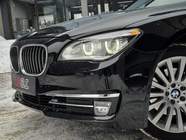 Melns BMW 730 2013 Rīga, ar dzinēja tilpumu 3.00 L un nobraukumu 214 tūkst. km par 17500 €, foto 9 vietnē AUTOMOTO.COM.LV