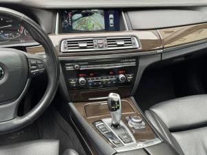 Melns BMW 730 2013 Rīga, ar dzinēja tilpumu 3.00 L un nobraukumu 214 tūkst. km par 17500 €, foto 15 vietnē AUTOMOTO.COM.LV