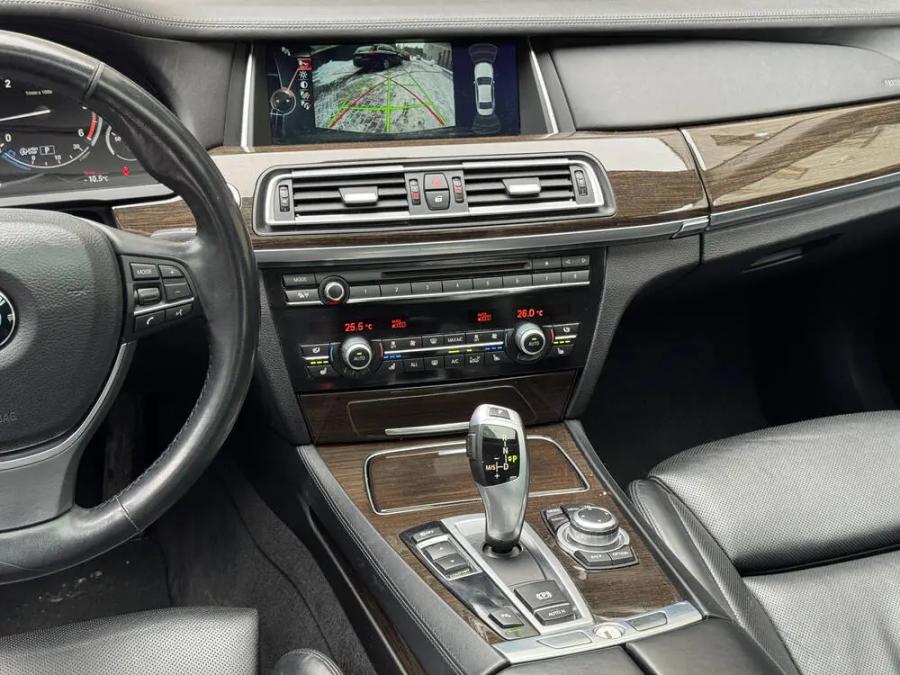 Melns BMW 730 2013 Rīga, ar dzinēja tilpumu 3.00 L un nobraukumu 214 tūkst. km par 17500 €, foto 15 vietnē AUTOMOTO.COM.LV