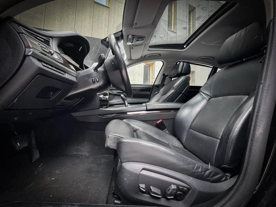 Melns BMW 730 2013 Rīga, ar dzinēja tilpumu 3.00 L un nobraukumu 214 tūkst. km par 17500 €, foto 16 vietnē AUTOMOTO.COM.LV