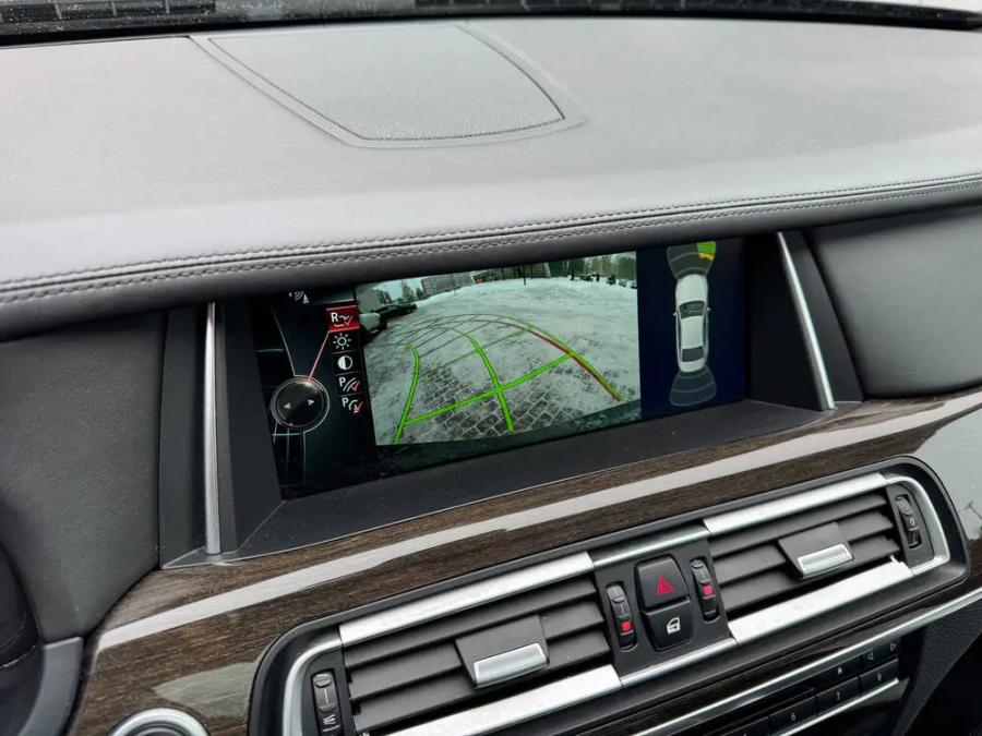 Melns BMW 730 2013 Rīga, ar dzinēja tilpumu 3.00 L un nobraukumu 214 tūkst. km par 17500 €, foto 26 vietnē AUTOMOTO.COM.LV