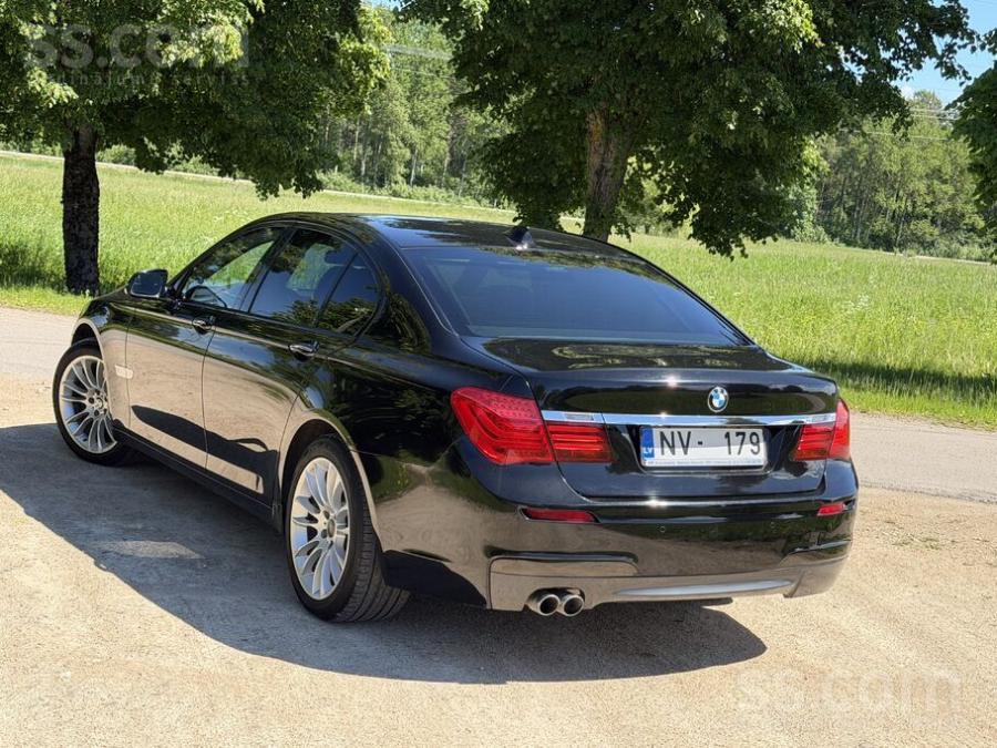 Черный БМВ 730 2013 в Айзкраукле, объемом двигателя 3.00 л и пробегом 292 тыс. км за 13700 €, фото 24 на AUTOMOTO.COM.LV