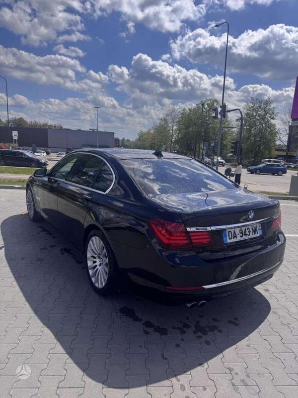 Melns BMW 730 2013 Kauņa, ar dzinēja tilpumu 2.99 L un nobraukumu 300 tūkst. km par 10950 €, foto 7 vietnē AUTOMOTO.COM.LV