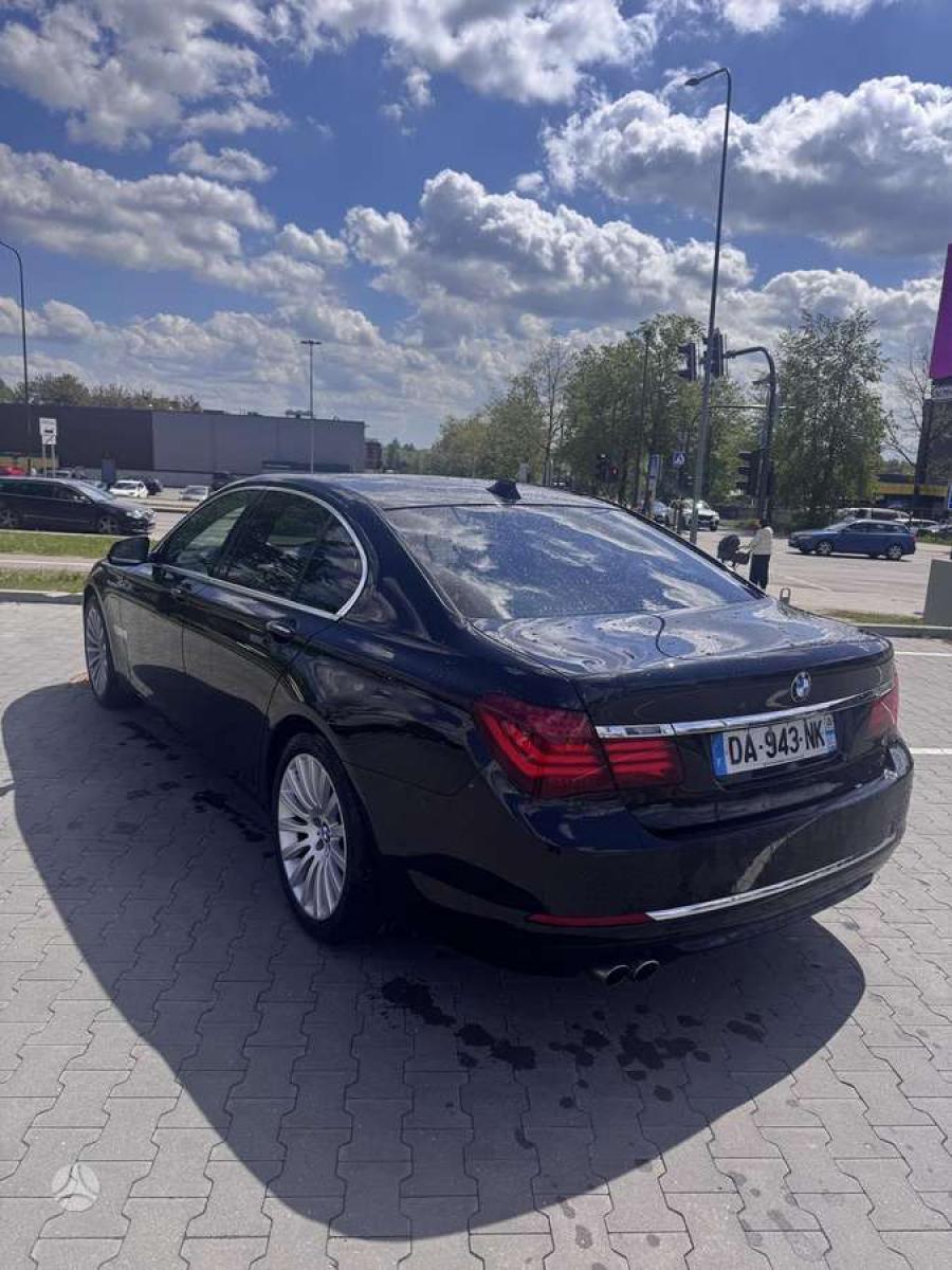Melns BMW 730 2013 Kauņa, ar dzinēja tilpumu 2.99 L un nobraukumu 300 tūkst. km par 10950 €, foto 8 vietnē AUTOMOTO.COM.LV