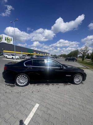 Melns BMW 730 2013 Kauņa, ar dzinēja tilpumu 2.99 L un nobraukumu 300 tūkst. km par 10950 €, foto 12 vietnē AUTOMOTO.COM.LV