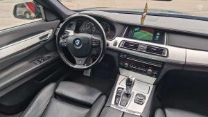 Black BMW 730 2013 in Kaunas, with an engine capacity of 2.99 L and mileage of 286 thousand km for 13450 €, photo 10 on AUTOMOTO.COM.LV