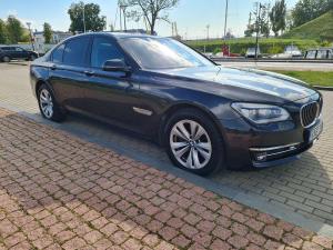 Black BMW 730 2013 in Klaipeda, with an engine capacity of 2.99 L and mileage of 266 thousand km for 13500 €, photo 3 on AUTOMOTO.COM.LV