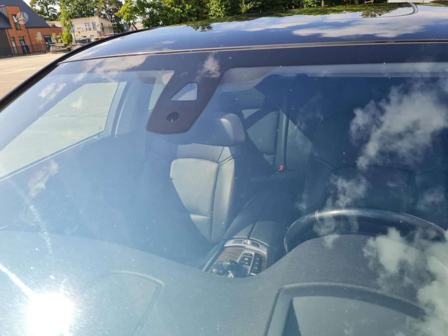 Black BMW 730 2013 in Klaipeda, with an engine capacity of 2.99 L and mileage of 266 thousand km for 13500 €, photo 7 on AUTOMOTO.COM.LV