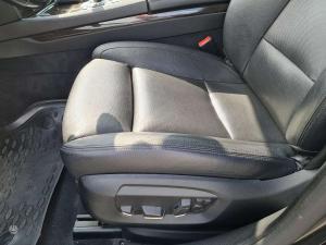 Black BMW 730 2013 in Klaipeda, with an engine capacity of 2.99 L and mileage of 266 thousand km for 13500 €, photo 17 on AUTOMOTO.COM.LV
