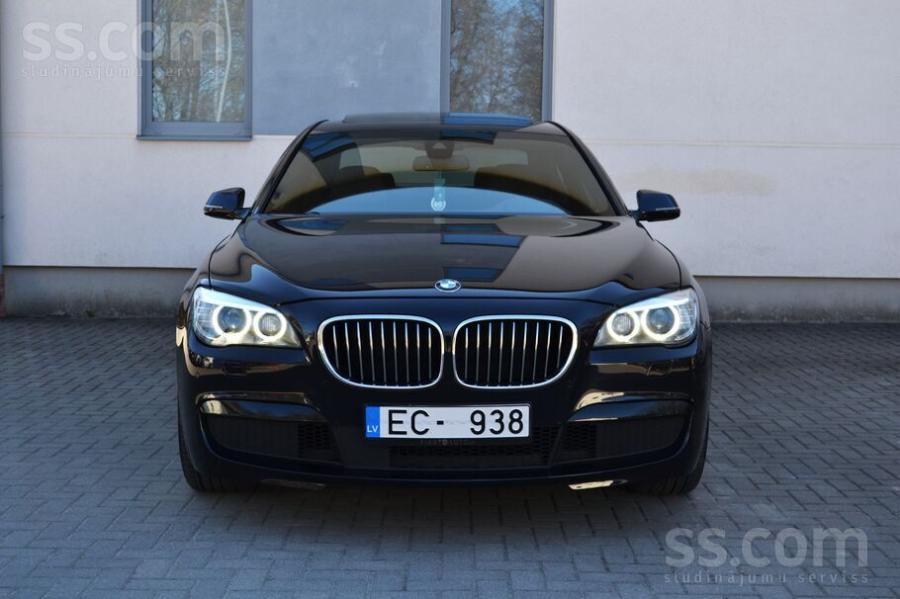 Melns BMW 730 2014 Jelgava, ar dzinēja tilpumu 3.00 L un nobraukumu 211 tūkst. km par 16190 €, foto 25 vietnē AUTOMOTO.COM.LV