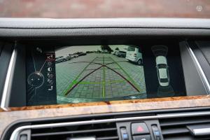 Black BMW 730 2014 in Marijampole, with an engine capacity of 2.99 L and mileage of 294 thousand km for 14950 €, photo 22 on AUTOMOTO.COM.LV