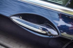 Black BMW 730 2014 in Kaunas, with an engine capacity of 2.99 L and mileage of 249 thousand km for 13450 €, photo 9 on AUTOMOTO.COM.LV