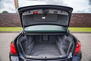 Black BMW 730 2014 in Kaunas, with an engine capacity of 2.99 L and mileage of 249 thousand km for 13450 €, photo 16 on AUTOMOTO.COM.LV