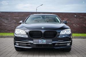 Melns BMW 730 2014 Kauņa, ar dzinēja tilpumu 3.00 L un nobraukumu 294 tūkst. km par 14250 €, foto 4 vietnē AUTOMOTO.COM.LV