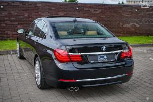 Melns BMW 730 2014 Kauņa, ar dzinēja tilpumu 3.00 L un nobraukumu 294 tūkst. km par 14250 €, foto 11 vietnē AUTOMOTO.COM.LV