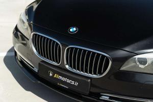 Black BMW 730 2014 in Vilnius, with an engine capacity of 2.99 L and mileage of 218 thousand km for 11250 €, photo 6 on AUTOMOTO.COM.LV