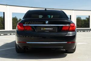 Black BMW 730 2014 in Vilnius, with an engine capacity of 2.99 L and mileage of 218 thousand km for 11250 €, photo 11 on AUTOMOTO.COM.LV