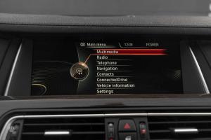 Black BMW 730 2014 in Vilnius, with an engine capacity of 2.99 L and mileage of 218 thousand km for 11250 €, photo 32 on AUTOMOTO.COM.LV