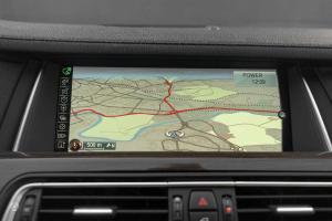 Black BMW 730 2014 in Vilnius, with an engine capacity of 2.99 L and mileage of 218 thousand km for 11250 €, photo 33 on AUTOMOTO.COM.LV