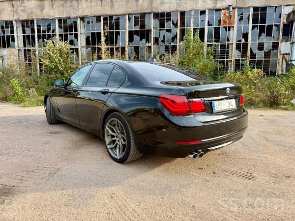 БМВ 730 2014 в Даугавпилс на AUTOMOTO.COM.LV Черный БМВ 730 2014 в Даугавпилс, объемом двигателя 3.00 л и пробегом 278 тыс. км за 17500 €, фото 3 на AUTOMOTO.COM.LV