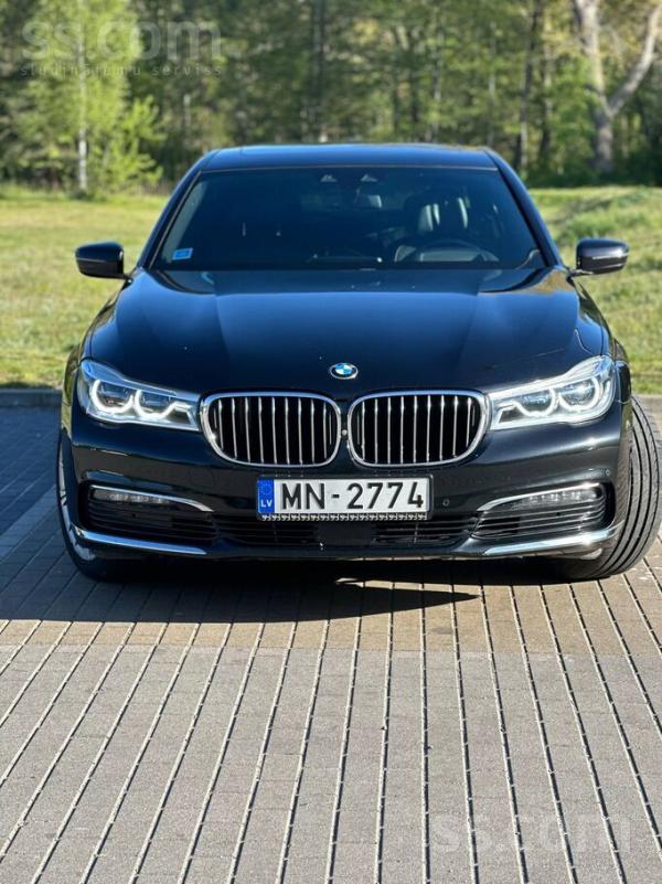 Melns BMW 730 2015 Liepāja, ar dzinēja tilpumu 3.00 L un nobraukumu 266 tūkst. km par 21900 €, foto 3 vietnē AUTOMOTO.COM.LV