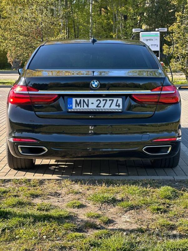 Melns BMW 730 2015 Liepāja, ar dzinēja tilpumu 3.00 L un nobraukumu 266 tūkst. km par 21900 €, foto 4 vietnē AUTOMOTO.COM.LV