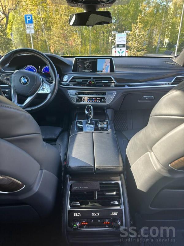 Melns BMW 730 2015 Liepāja, ar dzinēja tilpumu 3.00 L un nobraukumu 266 tūkst. km par 21900 €, foto 10 vietnē AUTOMOTO.COM.LV