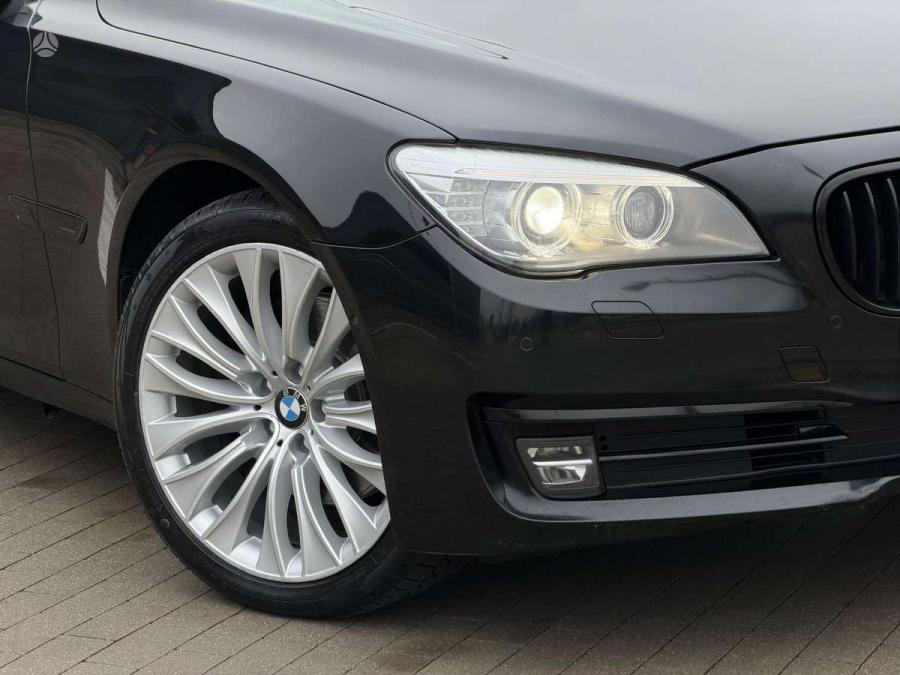 Melns BMW 730 2015 Jonava, ar dzinēja tilpumu 2.99 L un nobraukumu 277 tūkst. km par 13750 €, foto 15 vietnē AUTOMOTO.COM.LV