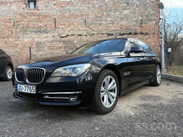 Melns BMW 730 2015 Rīga, ar dzinēja tilpumu 3.00 L un nobraukumu 0 tūkst. km par 15200 €, foto 1 vietnē AUTOMOTO.COM.LV