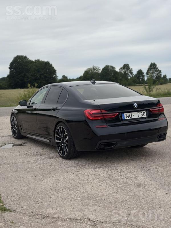 Black BMW 730 2015 in Ogre, with an engine capacity of 3.00 L and mileage of 0 thousand km for 21850 €, photo 3 on AUTOMOTO.COM.LV