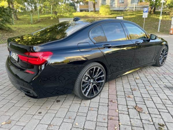 Melns BMW 730 2015 Rēzekne, ar dzinēja tilpumu 3.00 L un nobraukumu 287 tūkst. km par 22950 €, foto 8 vietnē AUTOMOTO.COM.LV