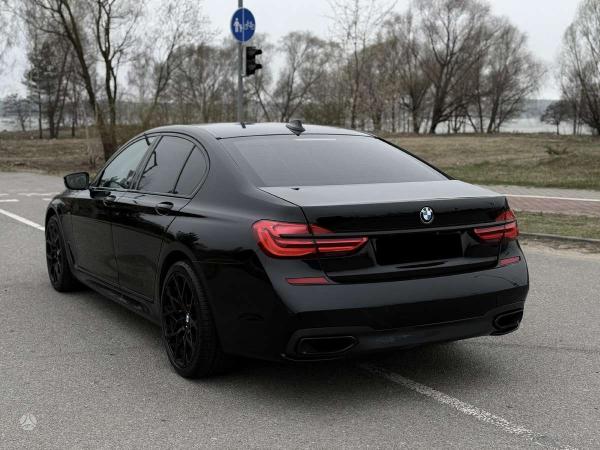 Melns BMW 730 2016 Klaipėda, ar dzinēja tilpumu 2.99 L un nobraukumu 330 tūkst. km par 22000 €, foto 6 vietnē AUTOMOTO.COM.LV