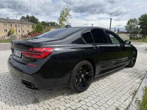 Melns BMW 730 2016 Rēzekne, ar dzinēja tilpumu 3.00 L un nobraukumu 236 tūkst. km par 27000 €, foto 5 vietnē AUTOMOTO.COM.LV