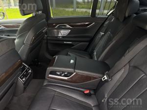 Melns BMW 730 2016 Rēzekne, ar dzinēja tilpumu 3.00 L un nobraukumu 236 tūkst. km par 27000 €, foto 17 vietnē AUTOMOTO.COM.LV