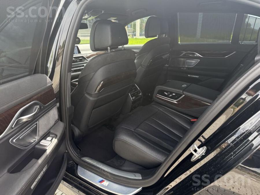 Melns BMW 730 2016 Rēzekne, ar dzinēja tilpumu 3.00 L un nobraukumu 236 tūkst. km par 27000 €, foto 20 vietnē AUTOMOTO.COM.LV