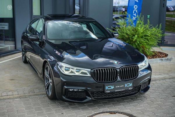Black BMW 730 2016 in Kaunas, with an engine capacity of 2.99 L and mileage of 287 thousand km for 22950 €, photo 3 on AUTOMOTO.COM.LV