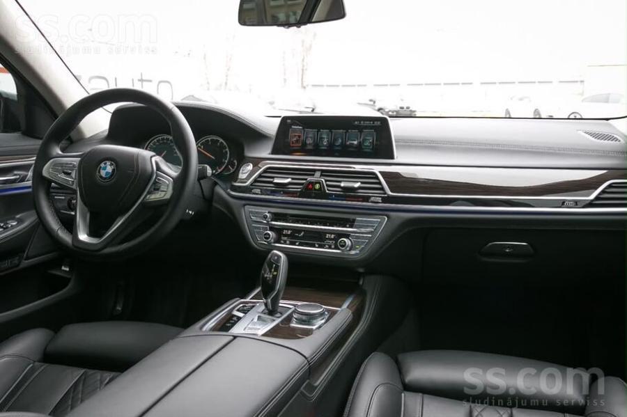 Black BMW 730 2016 in Riga, with an engine capacity of 3.00 L and mileage of 150 thousand km for 29000 €, photo 6 on AUTOMOTO.COM.LV