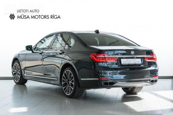 Melns BMW 730 2016 Rīga, ar dzinēja tilpumu 3.00 L un nobraukumu 256 tūkst. km par 19000 €, foto 10 vietnē AUTOMOTO.COM.LV